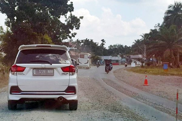 Menyusuri Jalur Lintas Sumatra