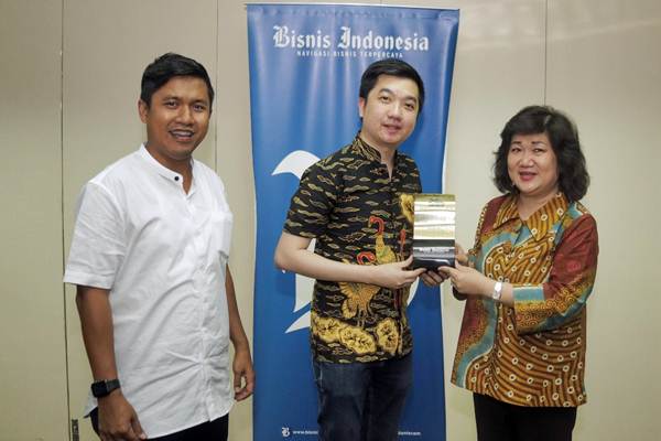 CEO Tokopedia William Tanuwijaya Kunjungi Bisnis Indonesia
