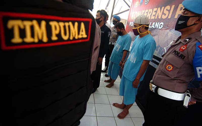 Satreskrim Polres Pemalang Ungkap Penipuan Rekrutmen Pegawai Negeri Sipil Satreskrim Polres Pemalang Ungkap Penipuan Rekrutmen Pegawai Negeri Sipil
