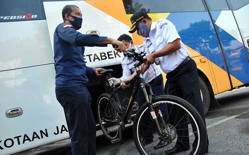 Pemerintah Sediakan Layanan Bus Gratis Bagi Pekerja Yang Menggunakan Sepeda