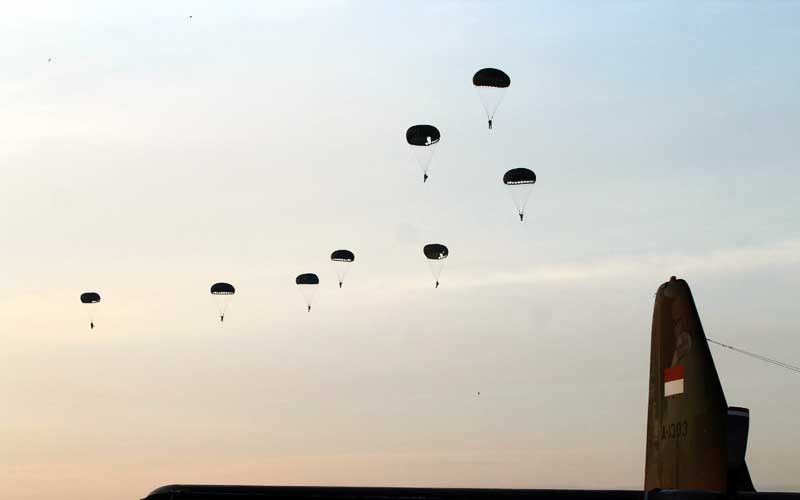 Sebanyak 104 prajurit TNI AU Yonko 465 Paskhas Brajamusti Lakukan ...