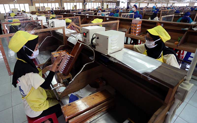 Produksi Industri Hasil Tembakau Pada Februari 2021 Tercatat Turun ...