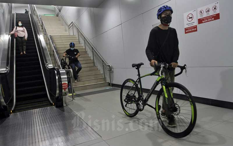 PT MRT Jakarta Perbolehkan Penumpang Membawa Sepeda Non-Lipat