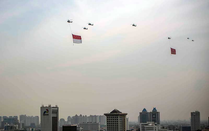 Trimatra Flight Terbang Melintasi Langit Jakarta