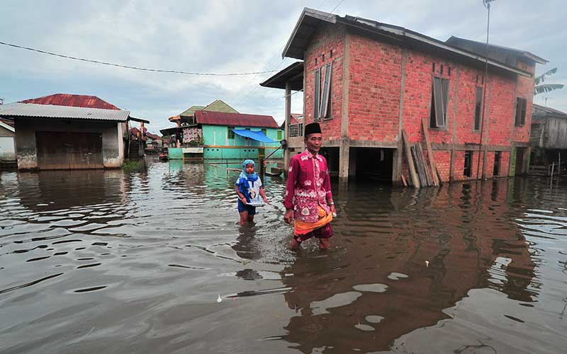 Ratusan Rumah di Jambi Terendam Banjir Luapan Sungai Batanghari