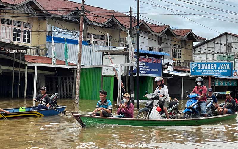 Curah Hujan Tinggi Puluhan Ribu Rumah Di Sintang Kalimantan Barat