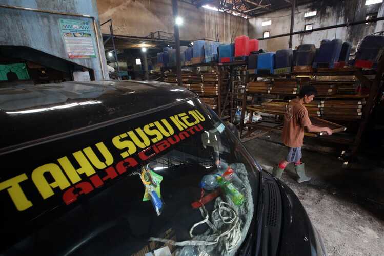 Sentra Industri Tahu Cibuntu Mogok Produksi