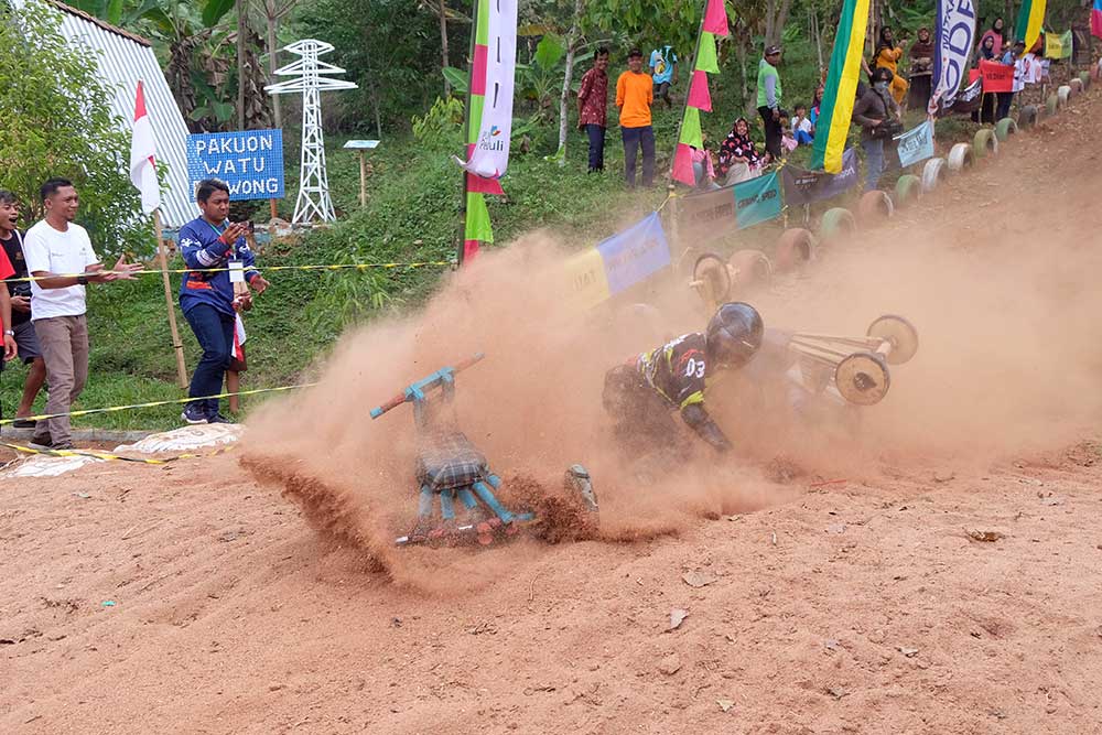 Keseruan Festival Gledekan Nusantara di Kendal Jawa Tengah
