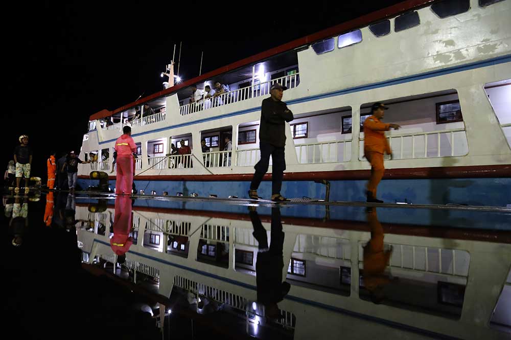 Kapal Mekar Teratai Berhasil Dievakuasi Setelah Tiga Jam Terobang-Ambing di Laut