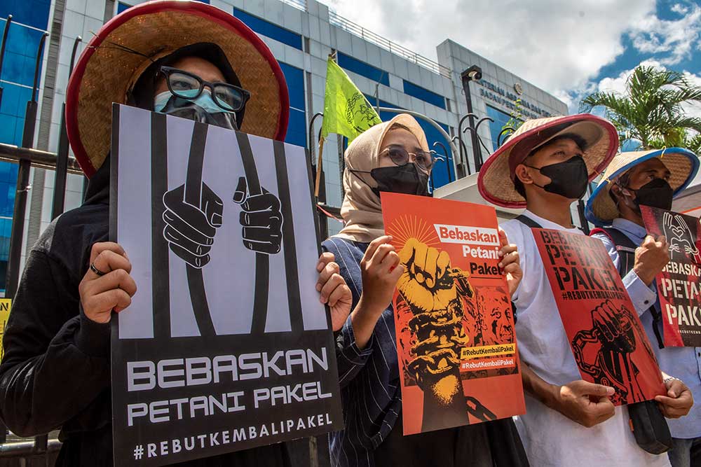 Aksi Mogok Makan Menuntut Pembebasan Tiga Petani Banyuwangi Yang ...