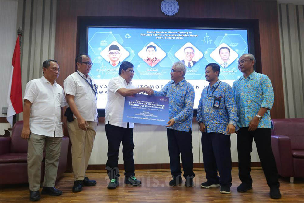 TMMIN Serahkan Donasi Mesin dan Komponen Utama Mobil Hybrid untuk FT ...