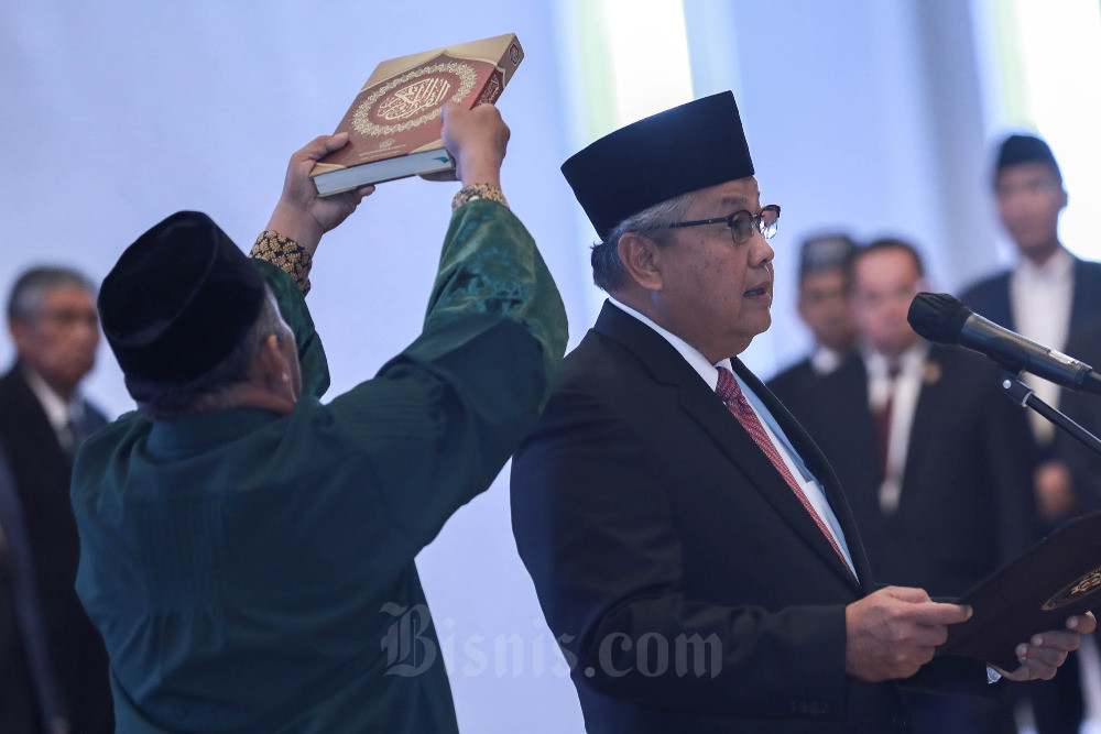 Perry Warjiyo Resmi Menjabat Kembali Gubernur Bank Indonesia 2023-2028 - Bisnis.com