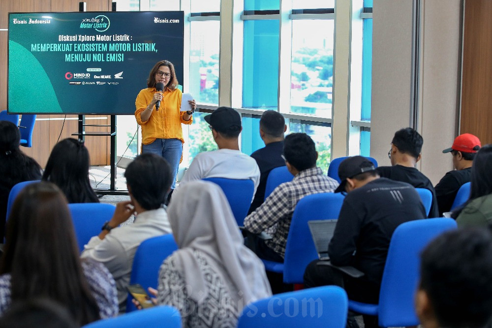 Bisnis Indonesia Gelar Diskusi Xplore Motor Listrik Yang Membahas Ekosistem Motor Listrik