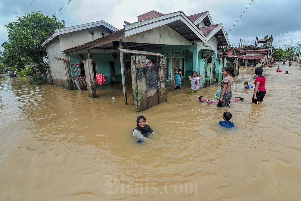 Ratusan Rumah Terendam Banjir di Jambi