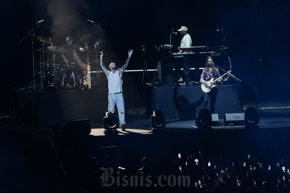 Kemeriahan Koser Maroon 5 di Jakarta International Stadium (JIS)