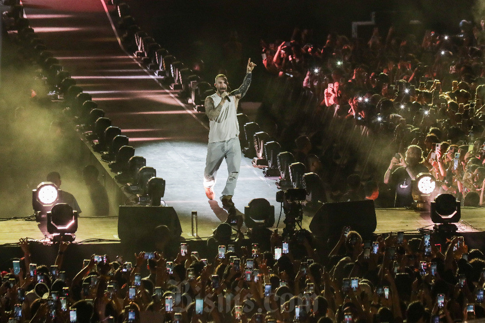Kemeriahan Koser Maroon 5 di Jakarta International Stadium (JIS)