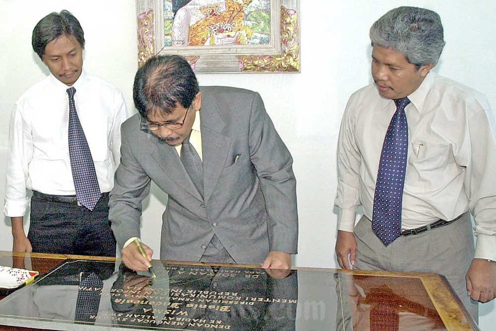 Empat Dekade Konsisten Menavigasi Bisnis