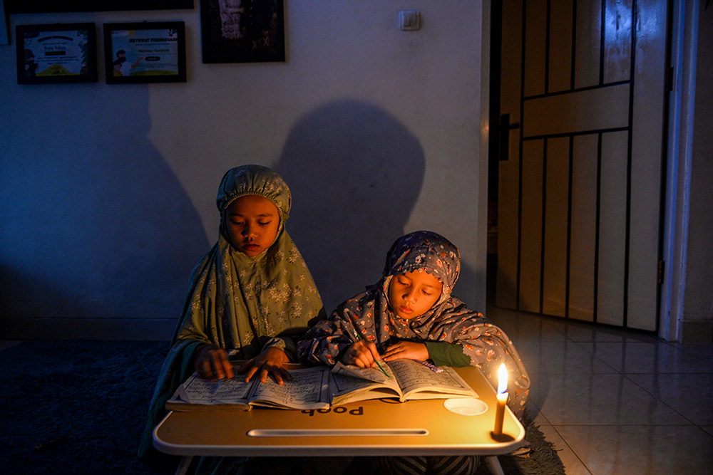 Gangguan Dua Pembangkit Besar, PLN Lakukan Pemadaman Bergilir di ...