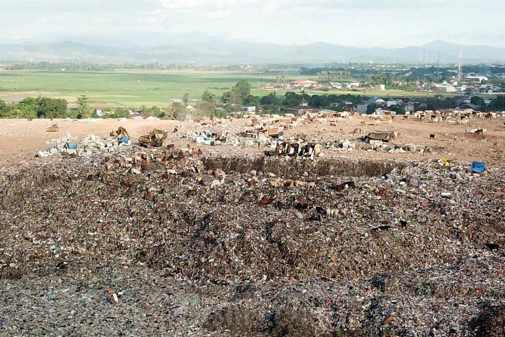 KLH Hentikan Praktik Open Dumping di Seluruh TPA Mulai 1 Agustus 2026