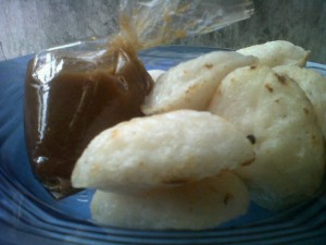 KULINER UNIK: Tradisi Sedekah Cimplo di Cirebon Pada Bulan Safar