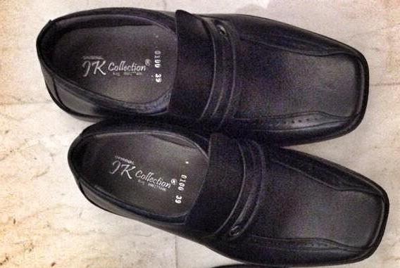 Ini Sepatu Yang Dipilih JK Saat Pelantikan Wakil Presiden