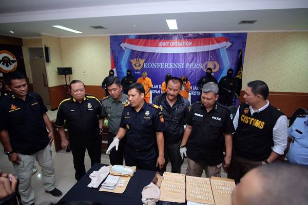 Bea Cukai Soekarno Hatta dan Bareskrim Polri Gagalkan Penyelundupan Sabu 1,7 Kg