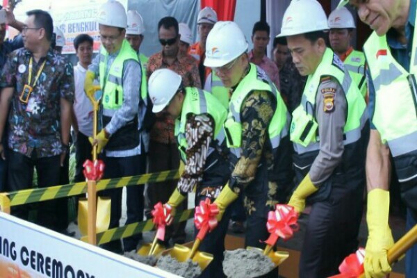 Pelindo II Groundbreaking Terminal Curah Cair Pelabuhan Baai