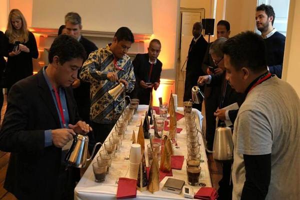 Work Coffee Indonesia Keliling Dunia Perkenalkan Kopi Khas Indonesia