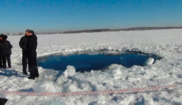 10 Kawah Bumi yang Terbentuk Karena Hantaman Meteor