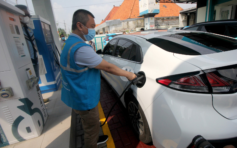 Perkuat Ekosistem Kendaraan Listrik, BNI Dukung PLN E-Mobility Day