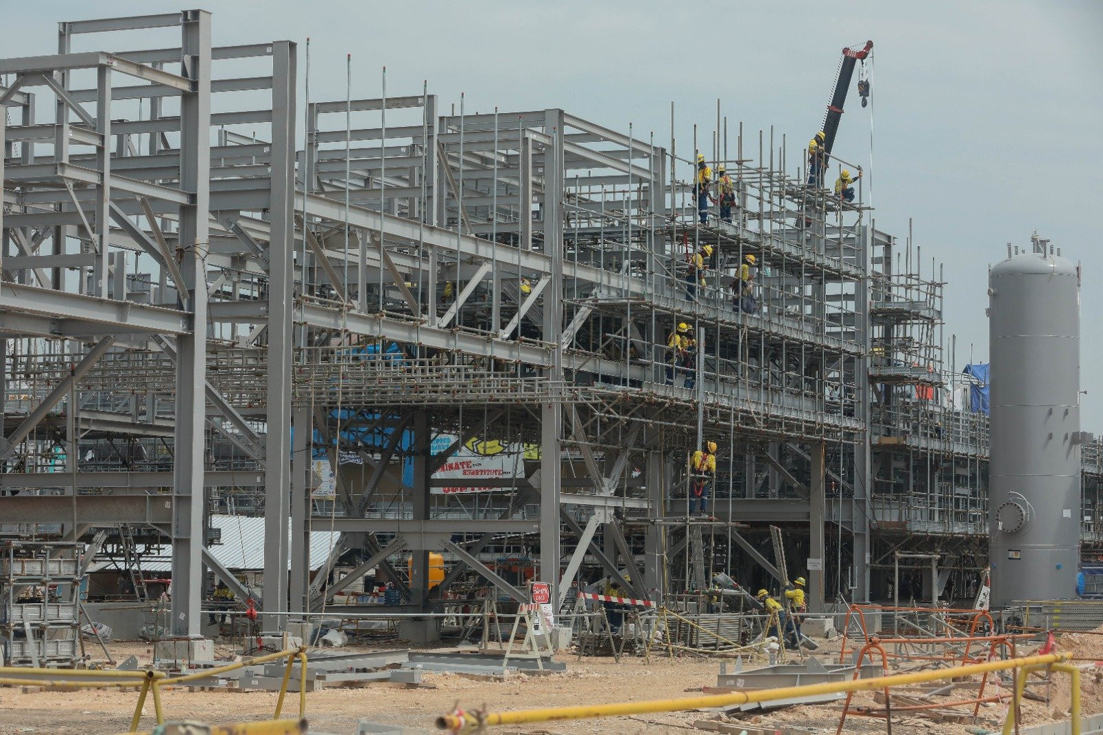 World's Largest Copper Smelter in Gresik Reaches 74% Completion