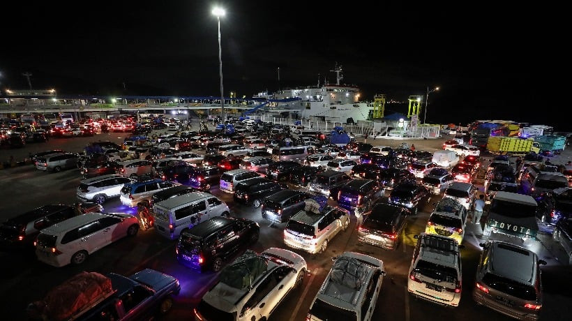 Goverment Under Pressure to Prevent Recurrence of Merak Port Congestion