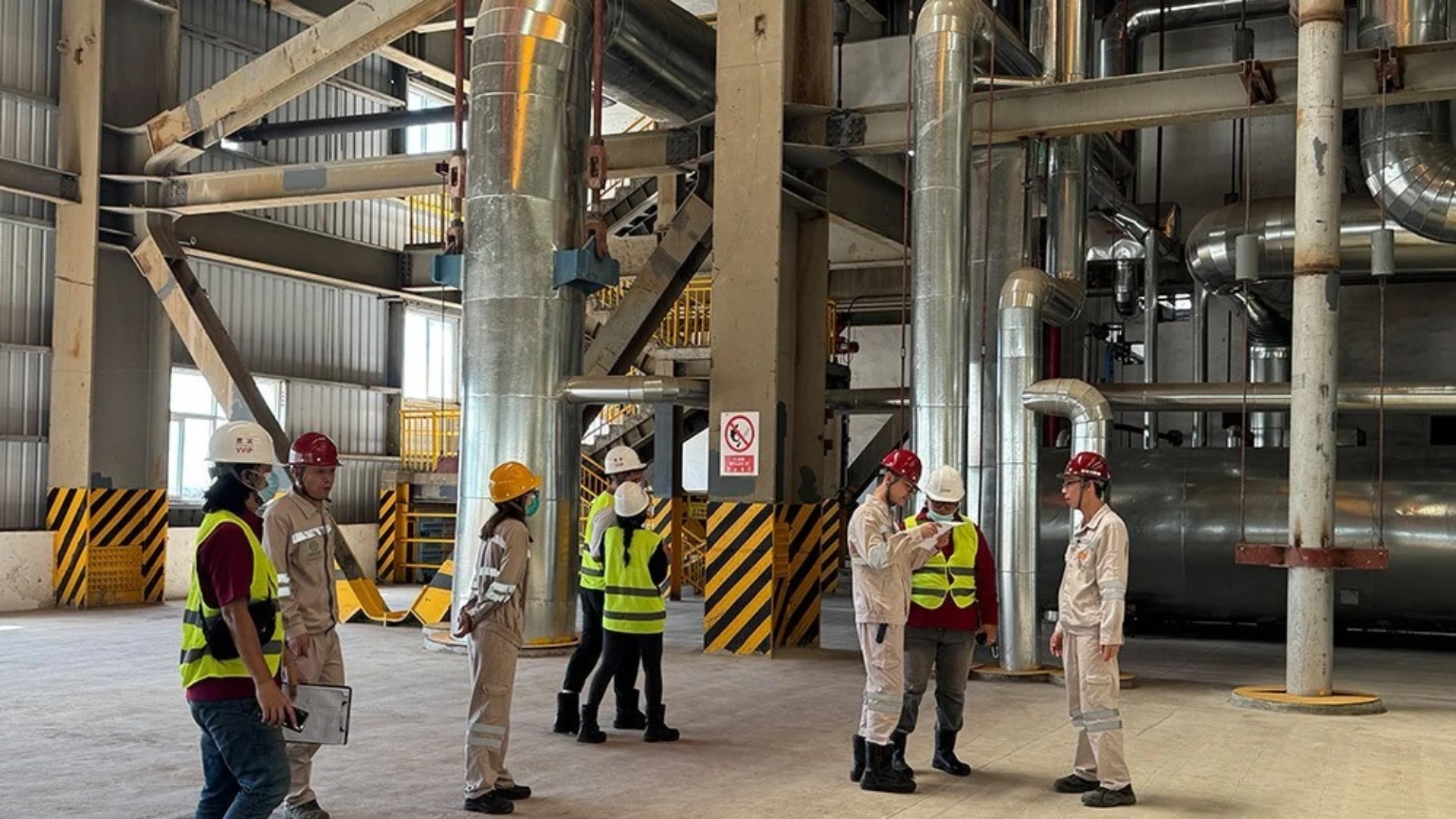 Bisnis Nikel Harum Energy (HRUM) Milik Kiki Barki Makin Cuan