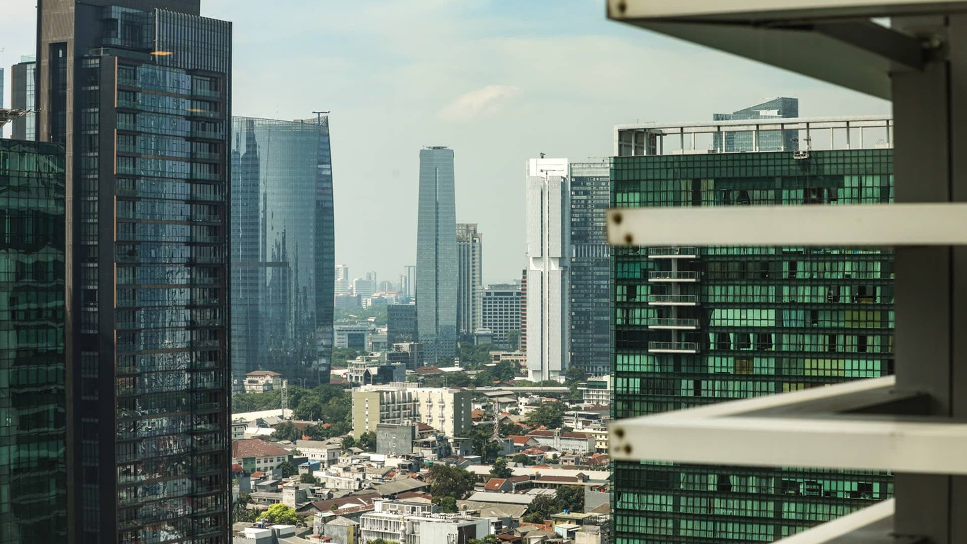 Prospek Emiten Properti SMRA, BSDE, PWON, hingga CTRA saat Pasar ...