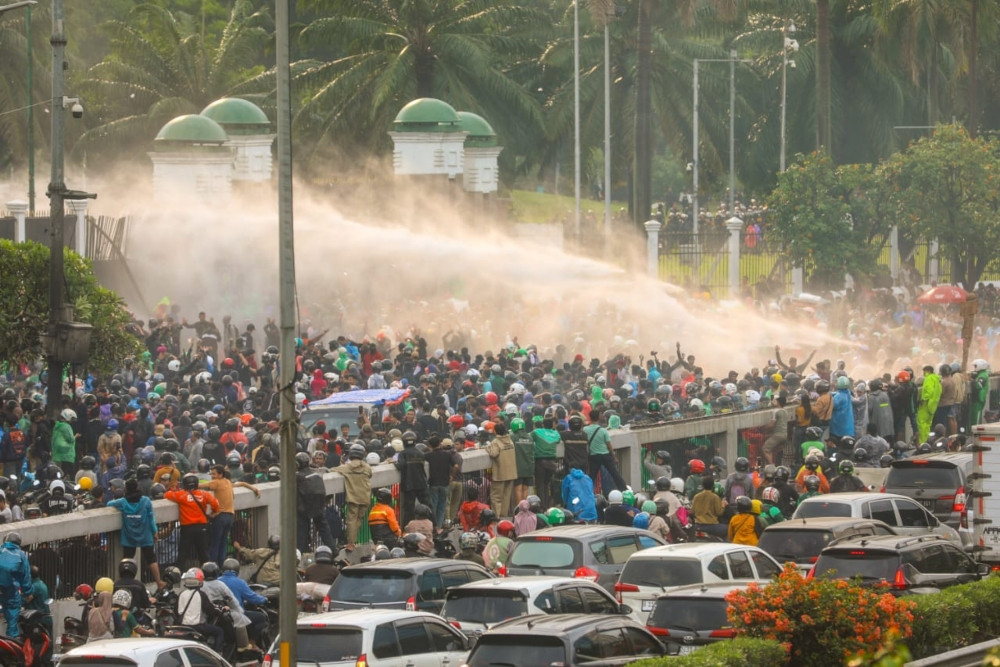 Mahasiswa Demo di Gedung DPR Senin (1/9), Polisi Terjunkan 5.369 Personel