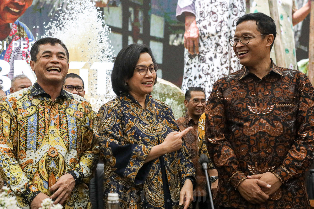 Perbandingan Rekam Jejak Karier Sri Mulyani dan Menkeu Baru Purbaya Yudhi Sadewa
