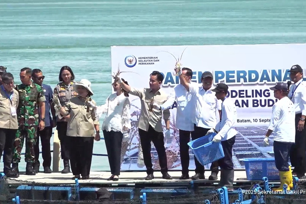 Wapres Gibran Minta Menteri KKP Trenggono Realisasikan Kampung Nelayan Tahun Ini