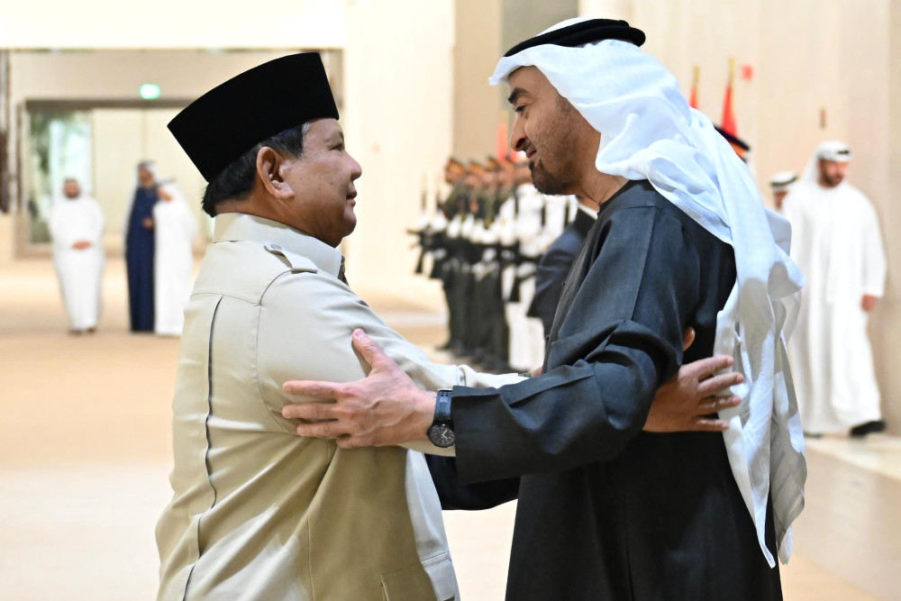 Prabowo dan Presiden MBZ Bahas Dinamika Global dalam Pertemuan di Abu Dhabi