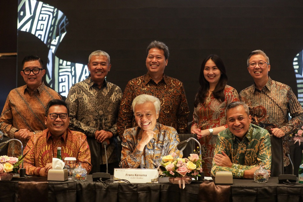 United Tractors (UNTR) Resmi Likuidasi Anak Usaha Tambang Karya Supra