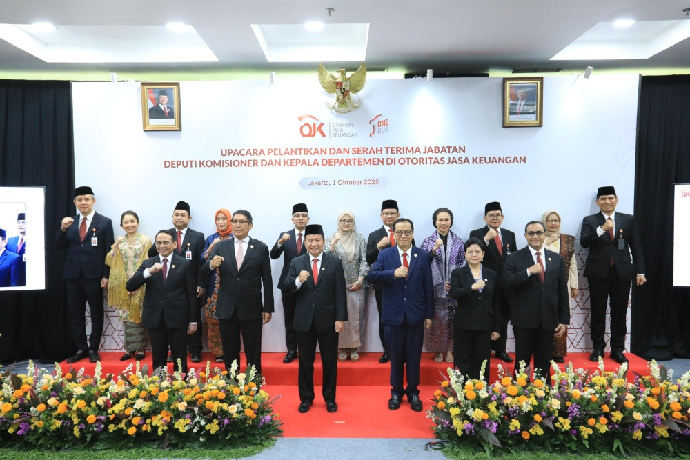 OJK Lantik Pejabat Baru Setingkat Deputi Komisioner & Kepala Departemen ...