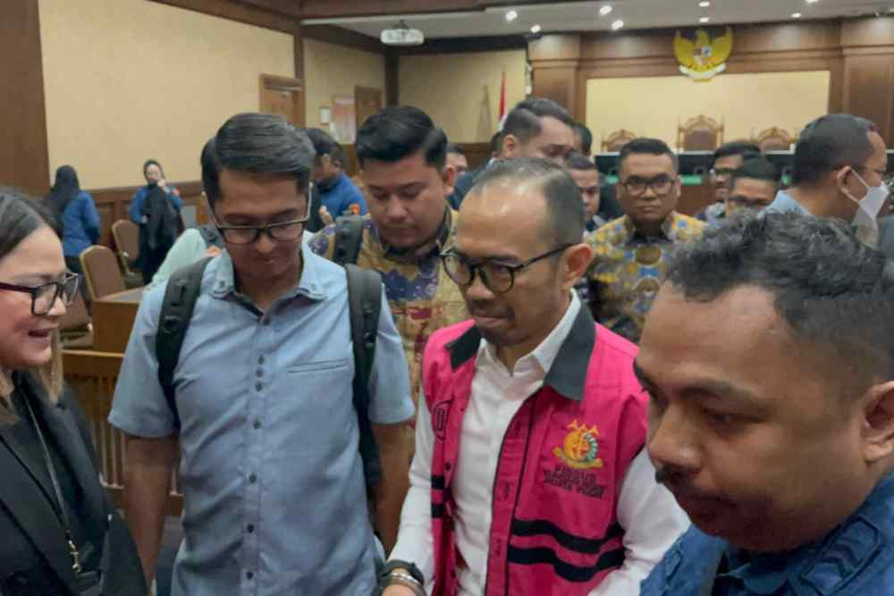 Jadi Terdakwa Kasus Pertamina, Riva Siahaan Cs Mengaku Masih Berstatus ...