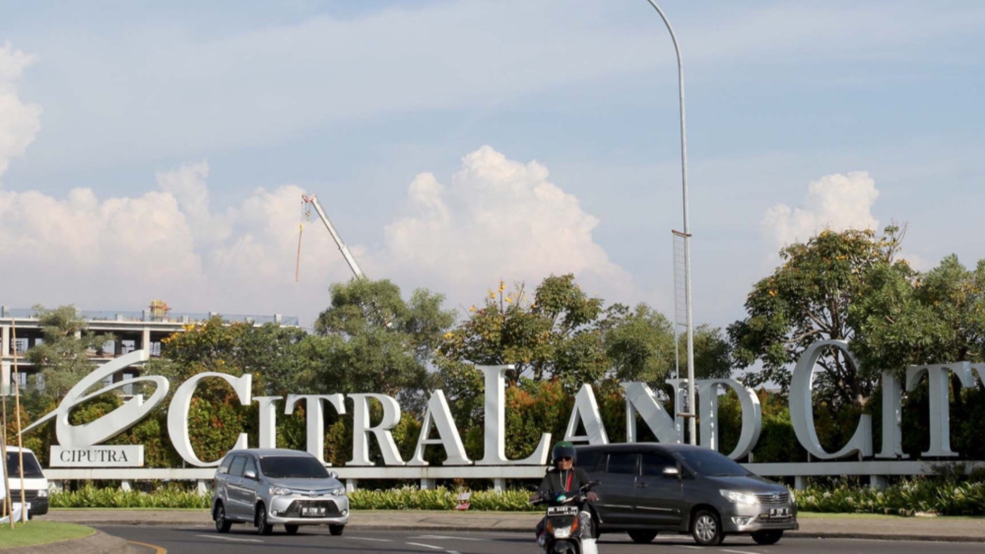 Adu Marketing Sales Kuartal III/2025 Emiten Properti CTRA, PWON dan SMRA