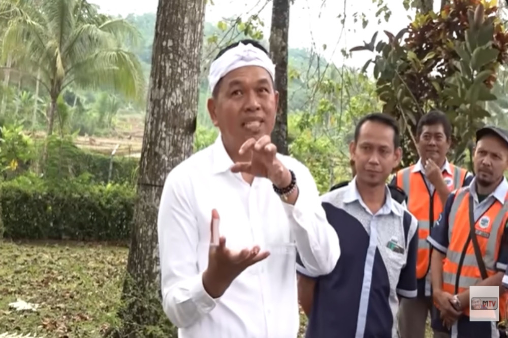 Viral! KDM Sidak Pabrik Aqua, Ini Kata Pakar soal Aturan Sumber Air