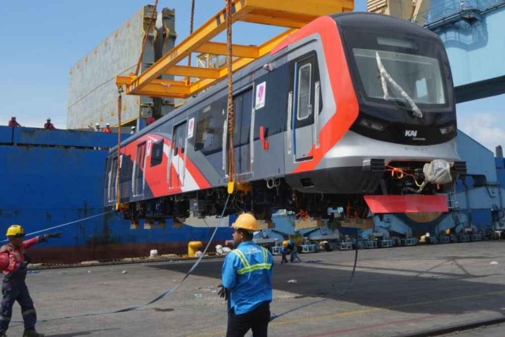 KAI Terima 35 Trainset Baru dari INKA untuk Perkuat Layanan Nataru