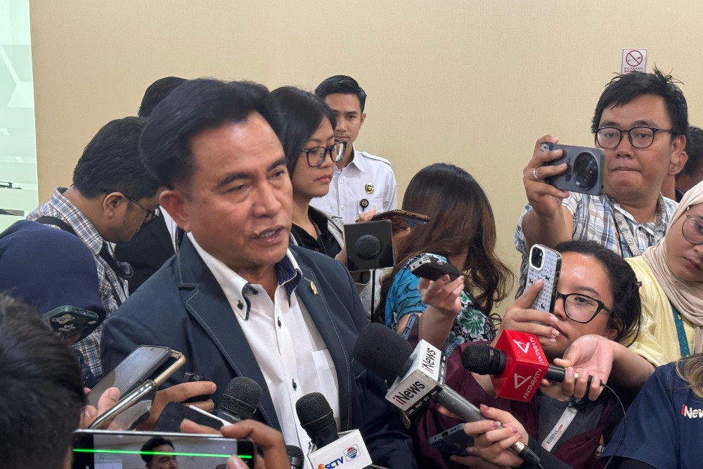 Yusril: Pemerintah Pilih Terbitkan PP Untuk Atur Penugasan Polisi di ...