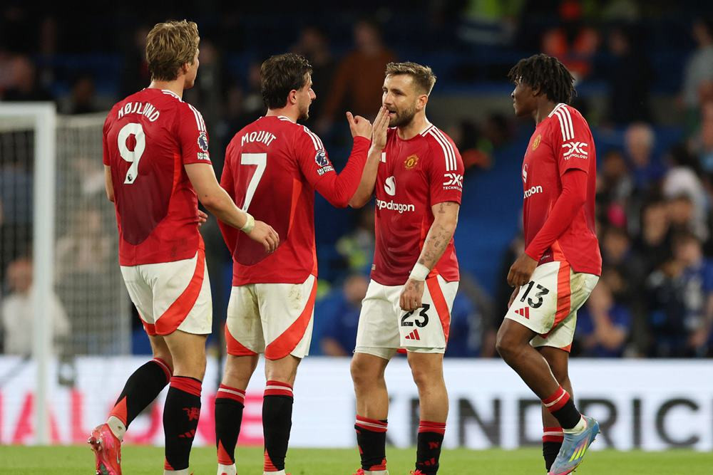 Prediksi Skor Leeds United vs Manchester United, Head to Head dan ...