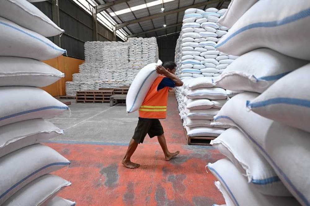 Pemerintah Kebut 100 Gudang Bulog Rp5 Triliun Kala Stok Beras Tembus 5 ...