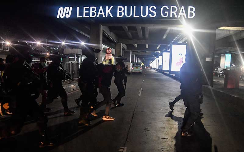 Polisi Gelar Simulasi Penanganan Ancaman Bom dan Serangan Terorisme - Bisnis.com