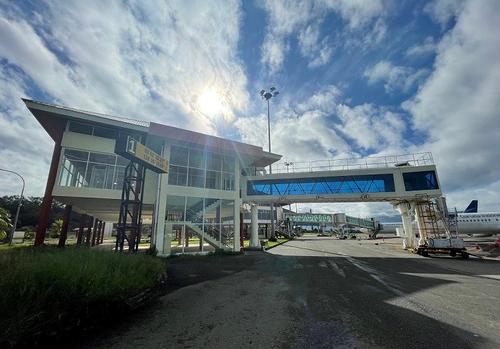 Wajah Baru Terminal Penumpang Bandara Pattimura Ambon - Bisnis.com