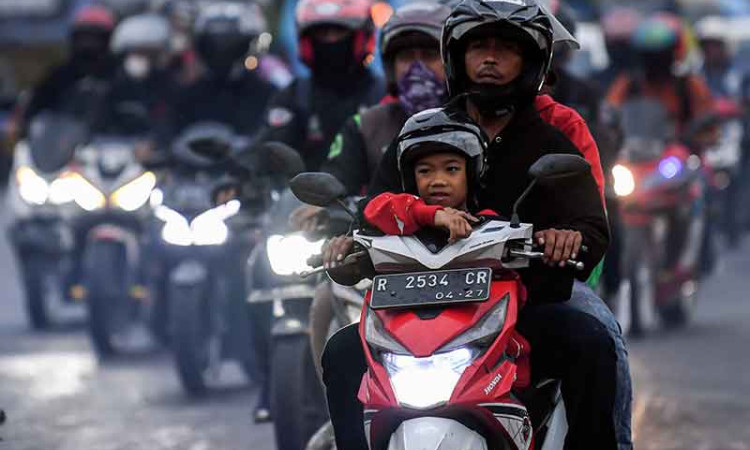Pemudik Sepeda Motor Mulai Padati Jalur Pantura